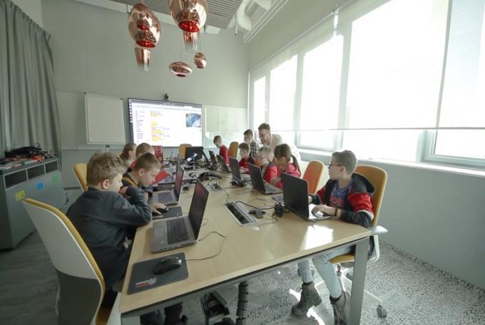 Coding Giants - Franquicia